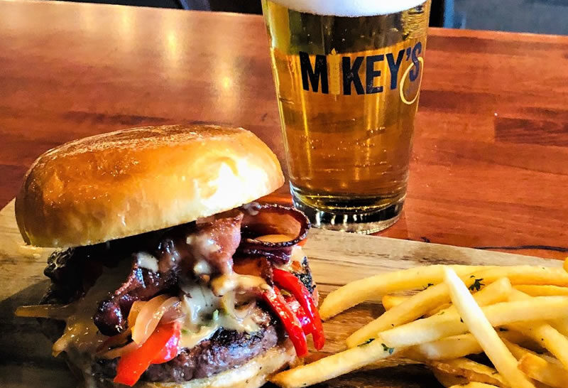 Best Burgers in Central Wisconsin - Central Wisconsin Tourism Association